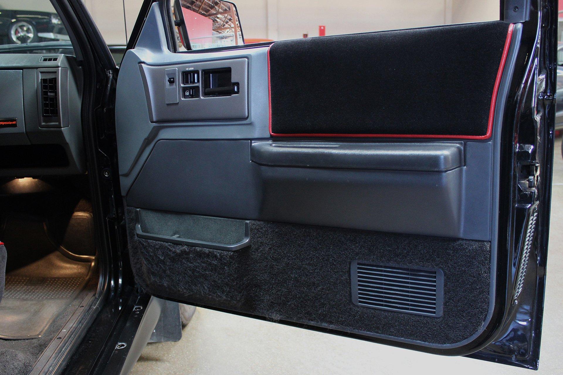 Used 1991 Gmc Door Panels